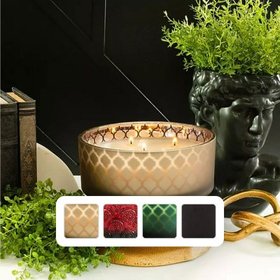 Click here for Hannas 5-Wick 36 oz. Luxury Candle  Cranberry Spic... prices