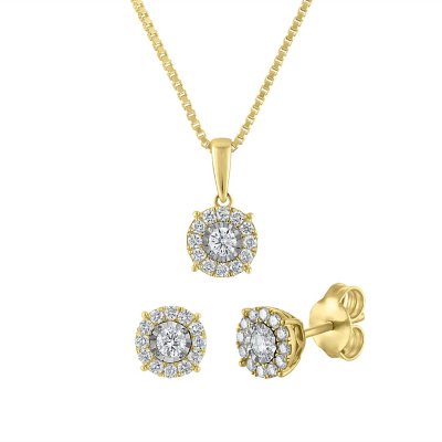 Click here for 0.60 CT. T. W. Diamond Earring & Pendant Set in 14... prices