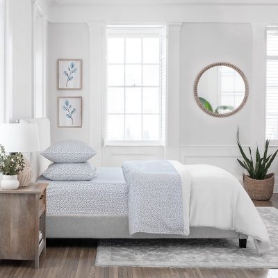 Click here for Members Mark 450-Thread-Count Printed Sheet Set-Hy... prices