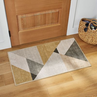 Click here for Members Mark Everwash Washable Accent Rug:- Beige prices