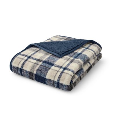 Member's Mark Cozy Throw, 60" x 72" - Sam's Club