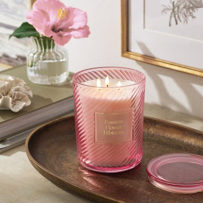 Click here for Members Mark 3-Wick Ribbed Glass Candle  28 oz.:-... prices