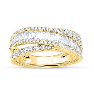 Click here for 1.18 CT. T. W. Round and Baquette Cross-over Diamo... prices