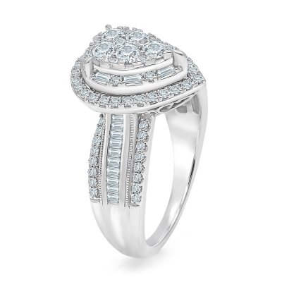 0.95 CT. T.W. Pear Shaped Halo Cluster Diamond Ring in 14K 0.95 CT. T.W. Pear Shaped Halo Cluster Diamond Ring in 14K