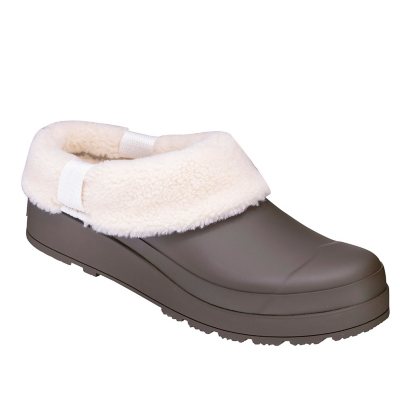 Click here for HUNTER WOMENS PLAY INSULATED CLOG - CHOCOLATE BROW... prices