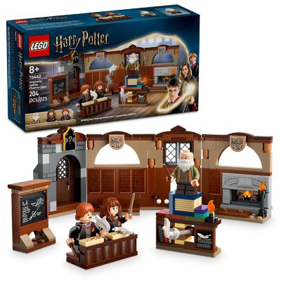 Click here for LEGO Harry Potter Hogwarts Castle: Charms Class Bu... prices