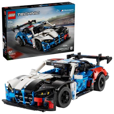 Click here for LEGO Technic BMW M4 GT3 EVO Race Car  747 pc. prices