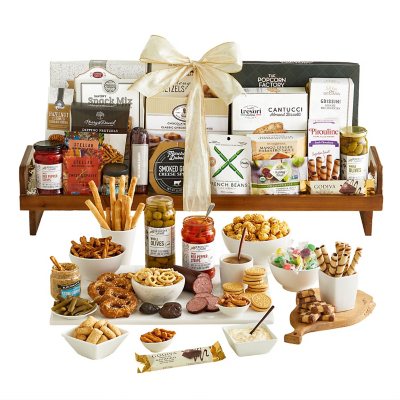 Gourmet Entertainer Gift Basket, 103.76 oz. - Sam's Club