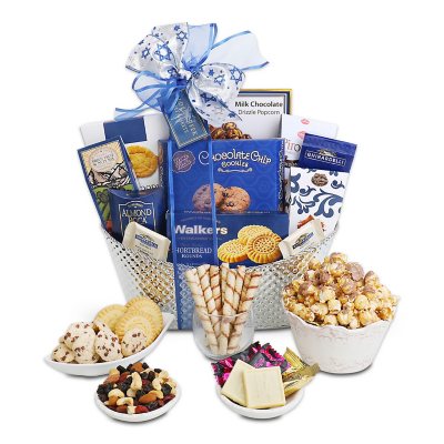 Click here for Alder Creek Gift Baskets Kosher Delights Gift Bask... prices